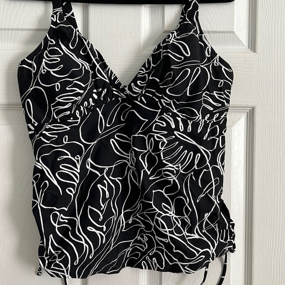 Swim | Nwt Bathing Suit Top | Poshmark